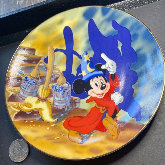 Disney | Other | Vintage Disney Fantasia Plates 65 New In Box ...